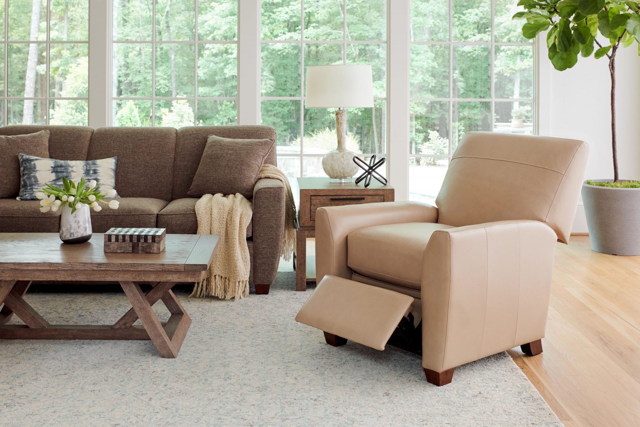 La-Z-Boy Dora Chair Review - La-Z-Boy Southeast